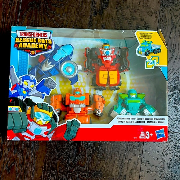 Playskool | Toys | Transformers Rescue Bots Academy Rescue Team Playset ...